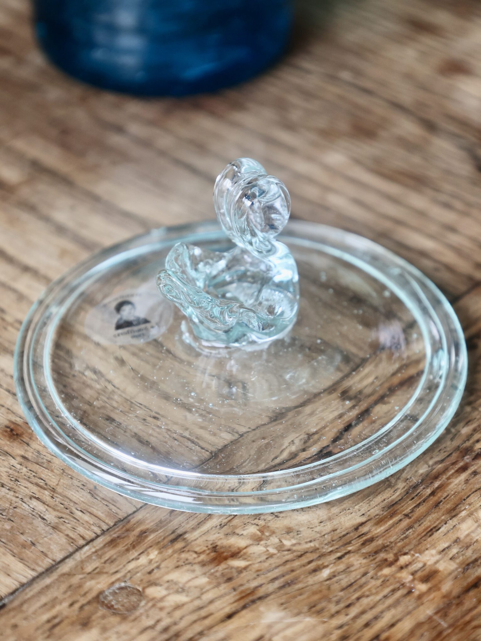 Swan - La Soufflerie - Mouth-blown recycled glass